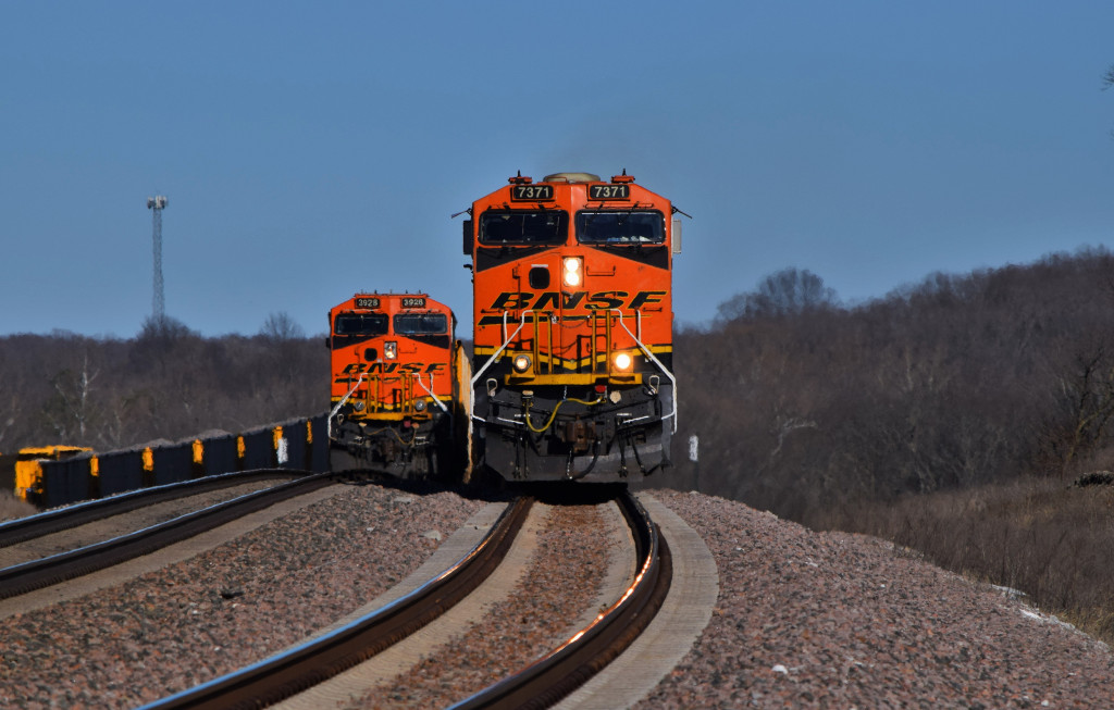 BNSF 7371 North